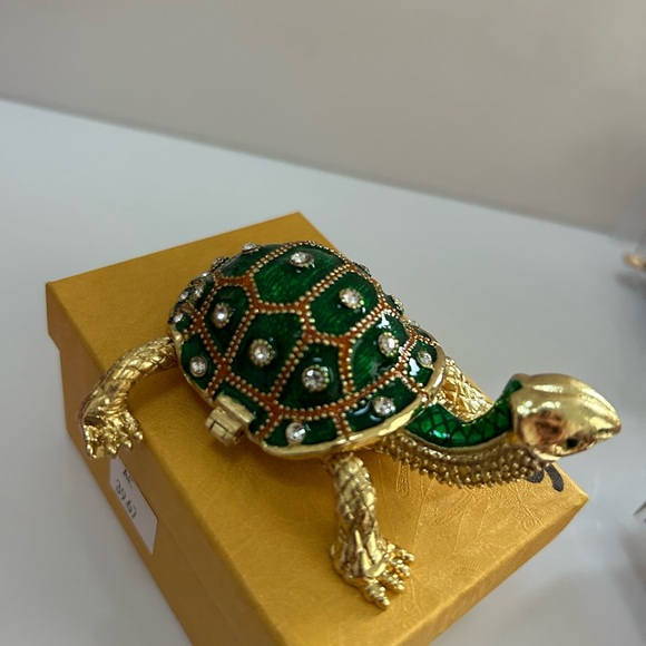 Jewelry | Green And Gold Turtle Trinket Box | Poshmark